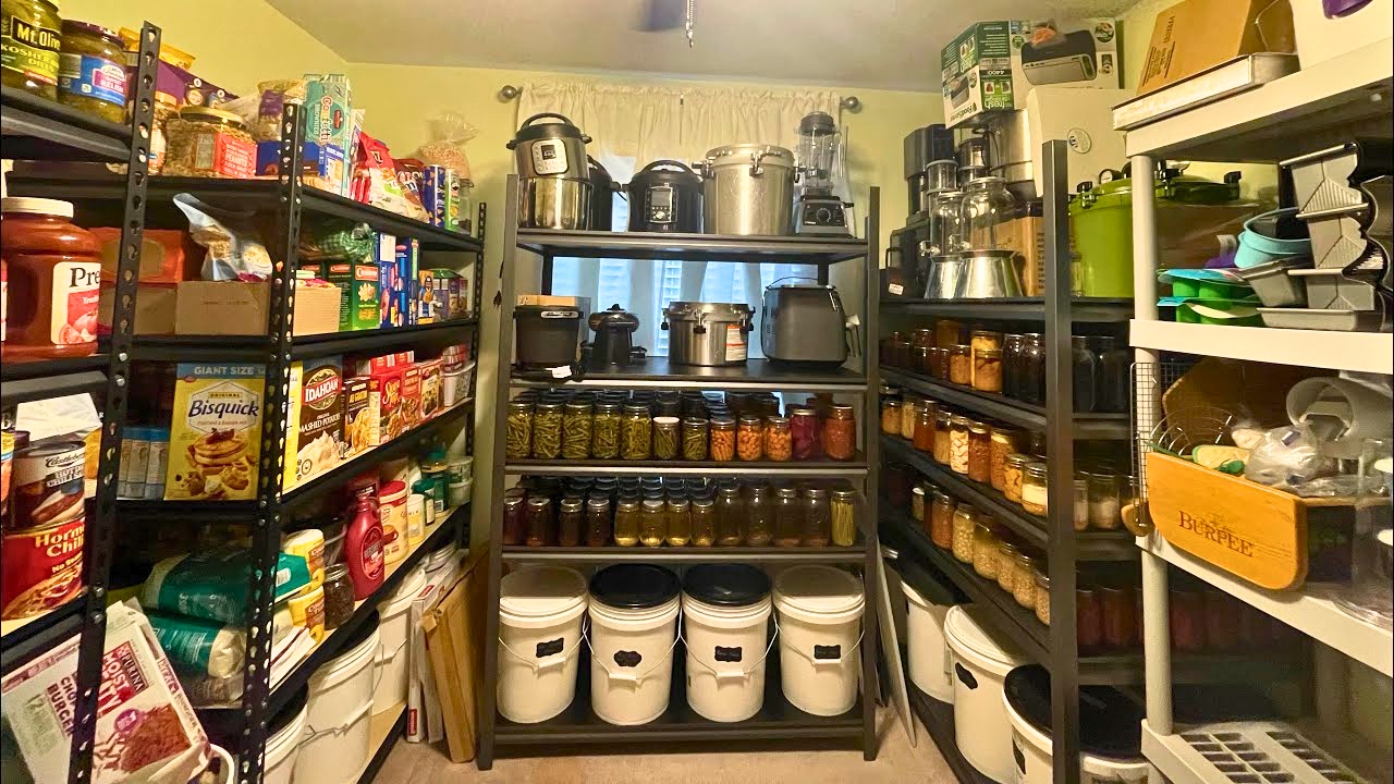 12 Foods That Last Forever and Should Be in Every Prepper’s Pantry ...