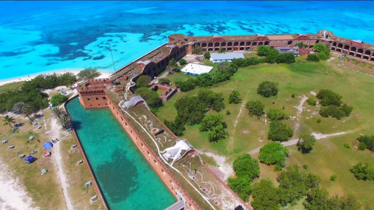 12 Remote Places in the U.S. Where You Can Really Get Off the Grid ...