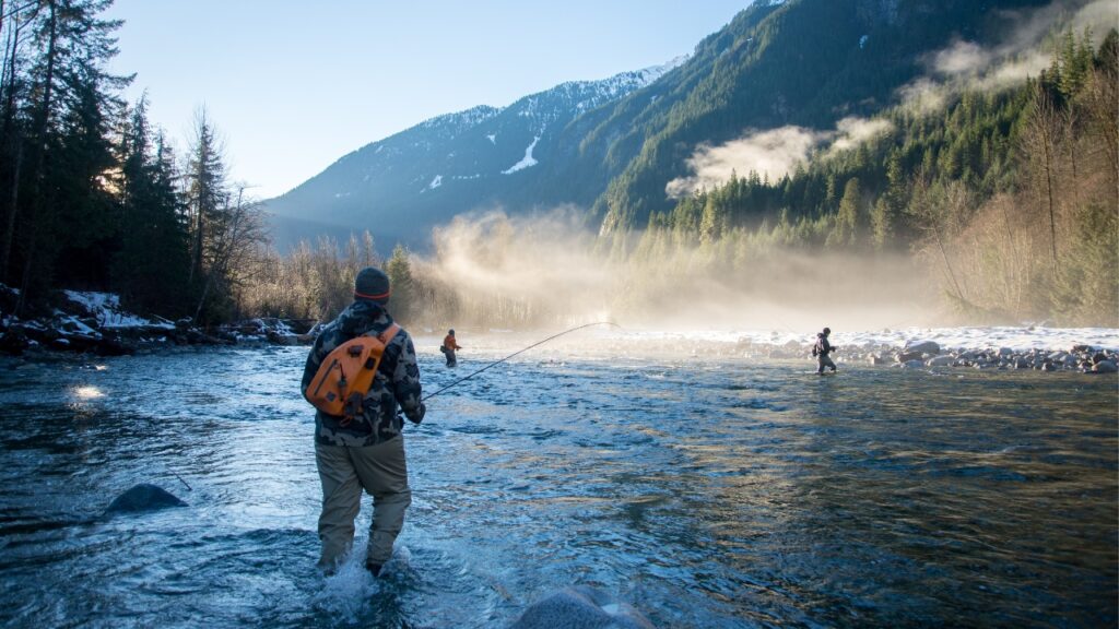 10 Fishing Habits That Make You Look Like a Rookie - The Avid Outdoorsman