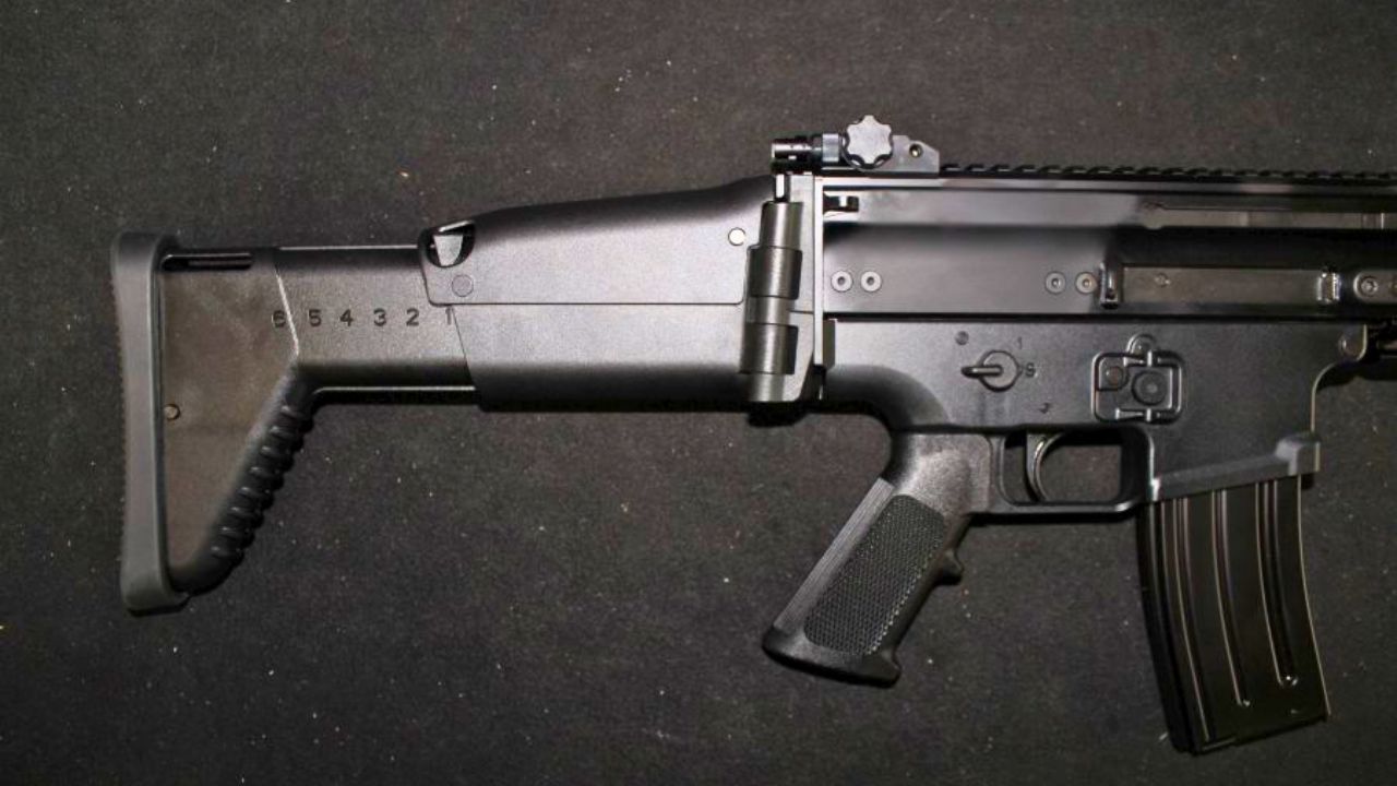 Colt m4 carbine vs fn scar 16s combat rifle matchup - The Avid Outdoorsman