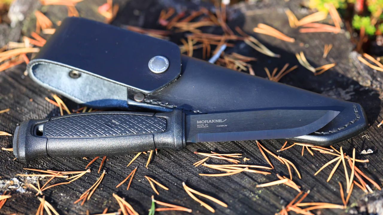 Hard-Use knives built for harsh environments - The Avid Outdoorsman