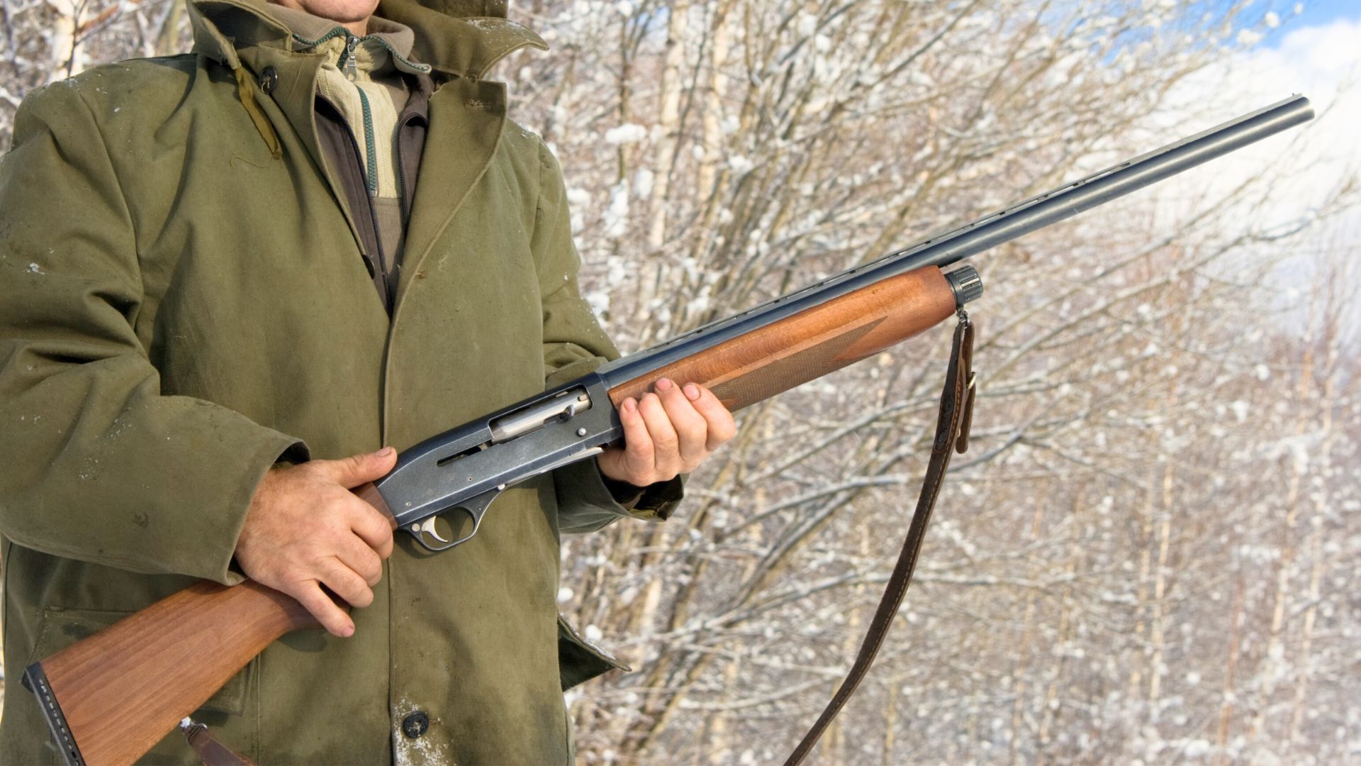 Guns that keep working in freezing rain and heat waves - The Avid ...